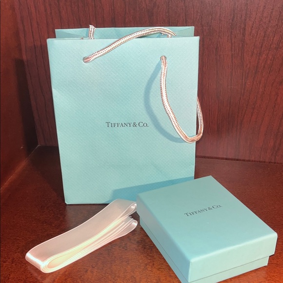 Tiffany & Co. | Other | Tiffany Co Blue Gift Set With Silver Accents ...